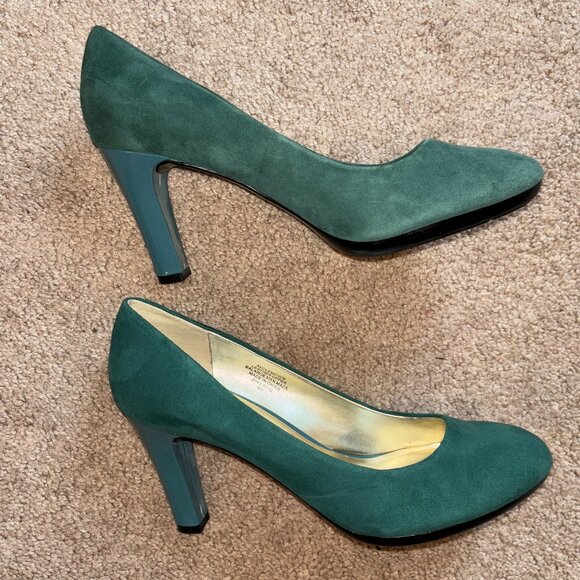 Anne Klein Iflex Pumps